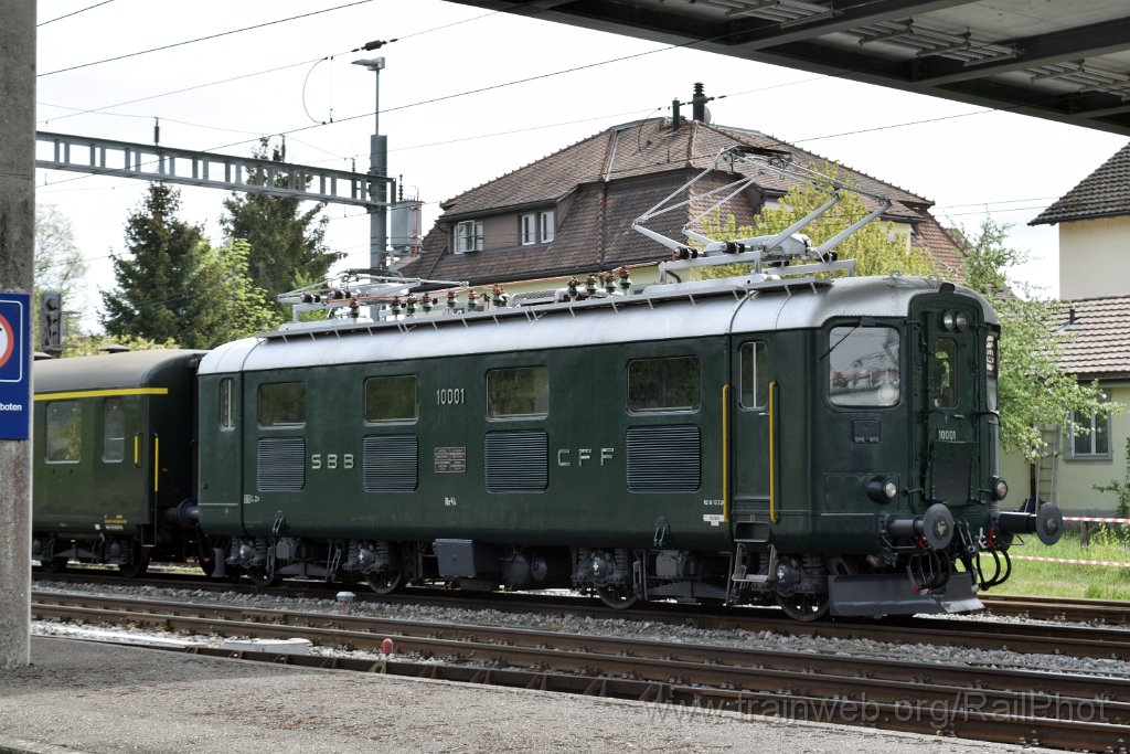 9673-0039-270425.jpg - SBB-CFF Re 4/4' 10001 / Etzwilen 27.4.2025